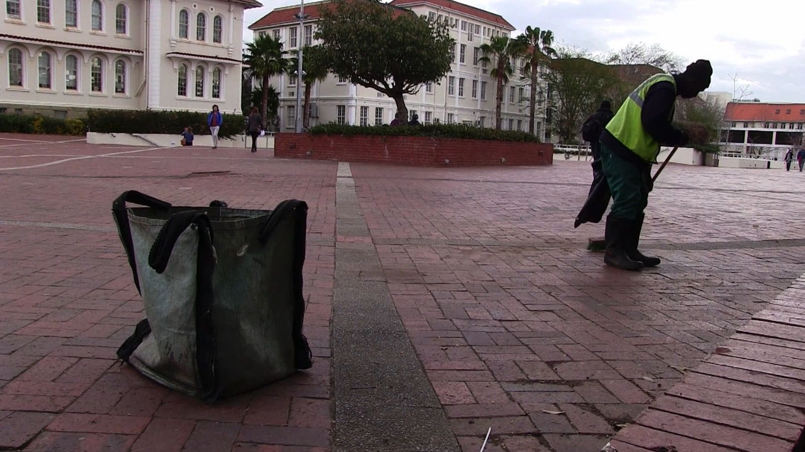 WILLEMIEN FRONEMAN | Issue #07 - Herri